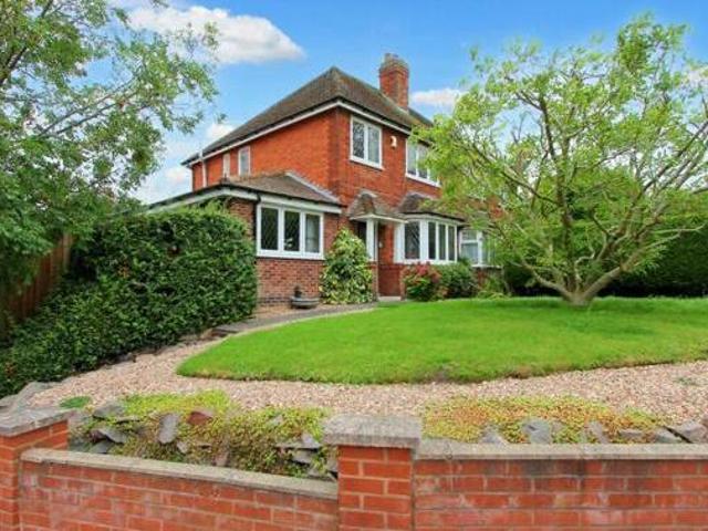 3 Bedroom Semi detached House For Sale In Humberstone, Leicester
