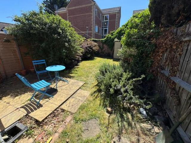 3 bedroom semi detached house for sale in Huntly Grove, Peterborough, PE1