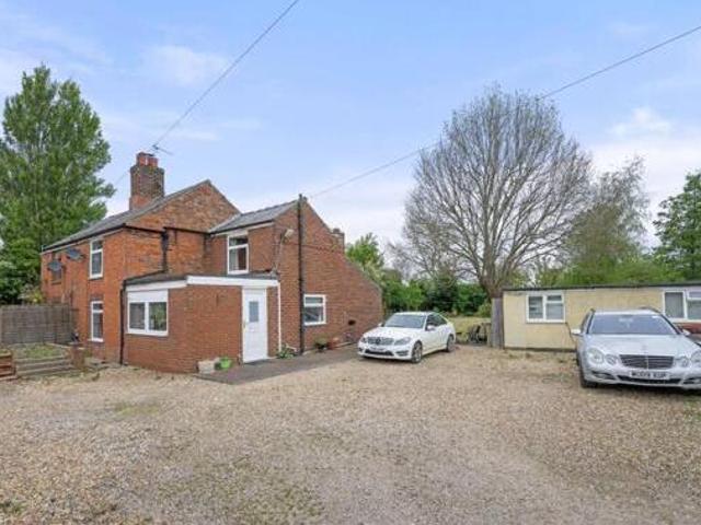 3 Bedroom Semi detached House For Sale In Hubberts Bridge, Boston