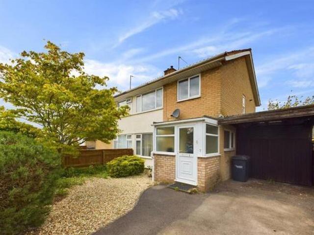 3 Bedroom Semi detached House For Sale In Hucclecote