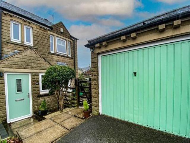 3 Bedroom Semi detached House For Sale In Huddersfield