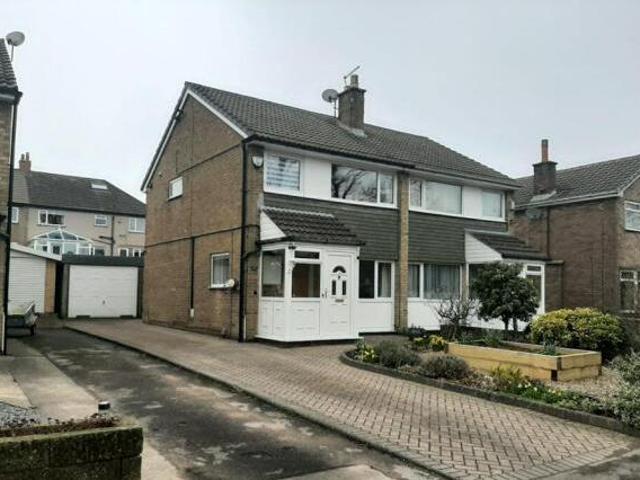 3 Bedroom Semi detached House For Sale In Huddersfield
