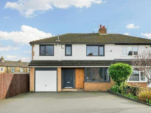 3 Bedroom Semi detached House For Sale In Huddersfield