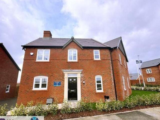 3 Bedroom Semi detached House For Sale In Hugglescote