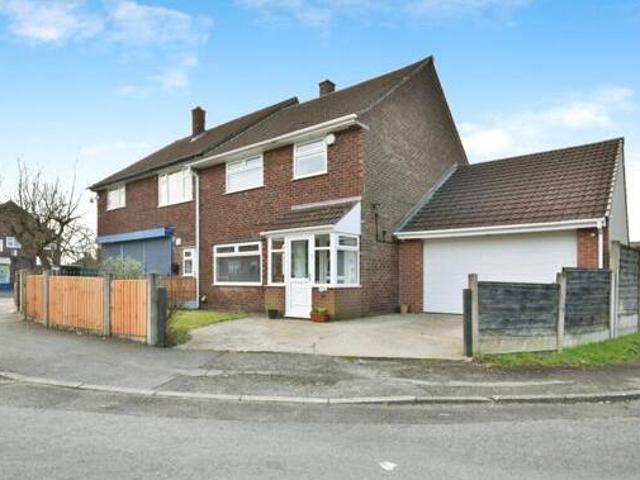 3 Bedroom Semi detached House For Sale In Hyde, Greater Manchester