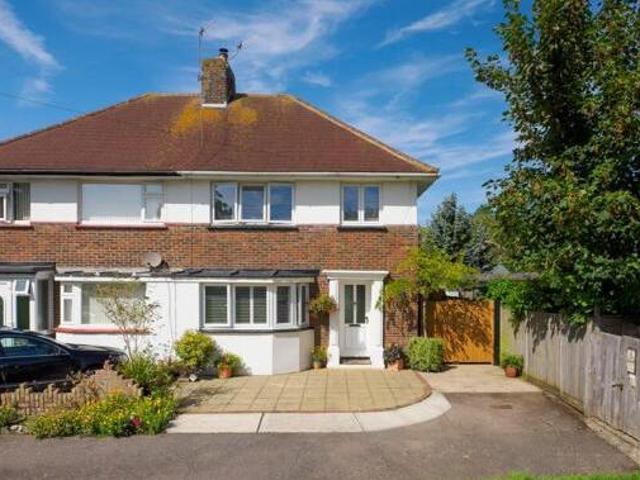 3 Bedroom Semi detached House For Sale In Hythe