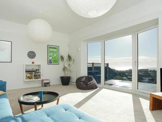 3 Bedroom Semi detached House For Sale In Hythe