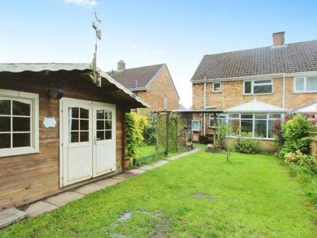 3 Bedroom Semi detached House For Sale In Hythe, Southampton