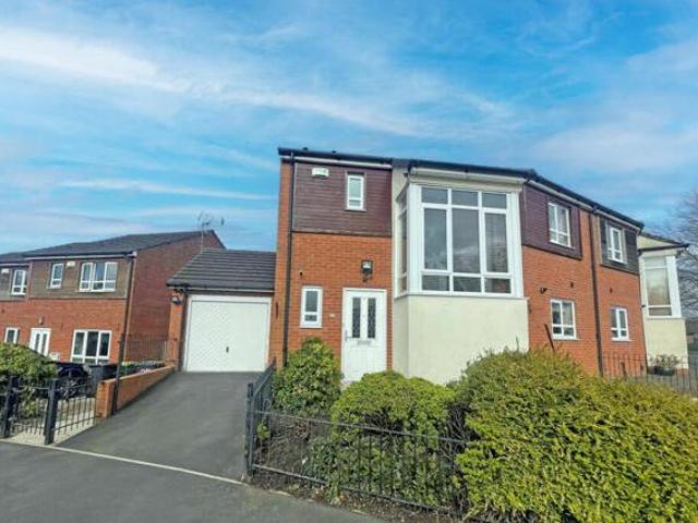 3 Bedroom Semi detached House For Sale In Ingol, Preston