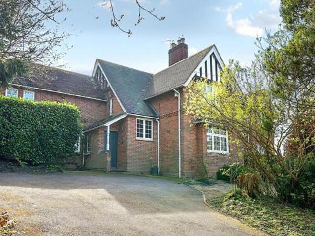 3 Bedroom Semi detached House For Sale In Islip Road