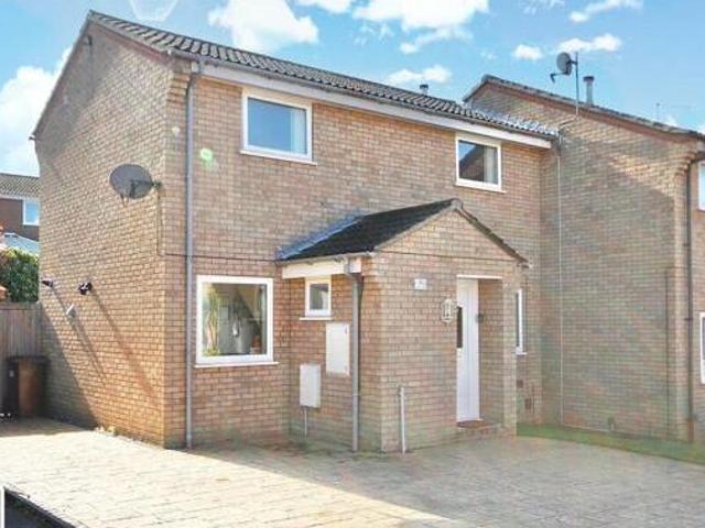 3 Bedroom Semi detached House For Sale In Ipswich, Suffolk