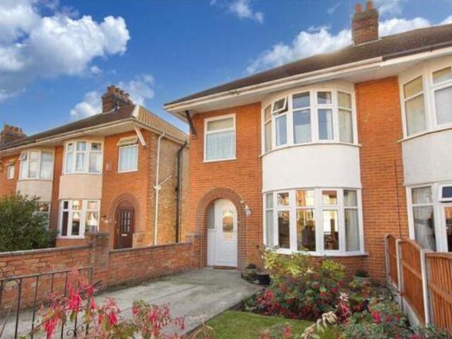 3 Bedroom Semi detached House For Sale In Ipswich, Suffolk