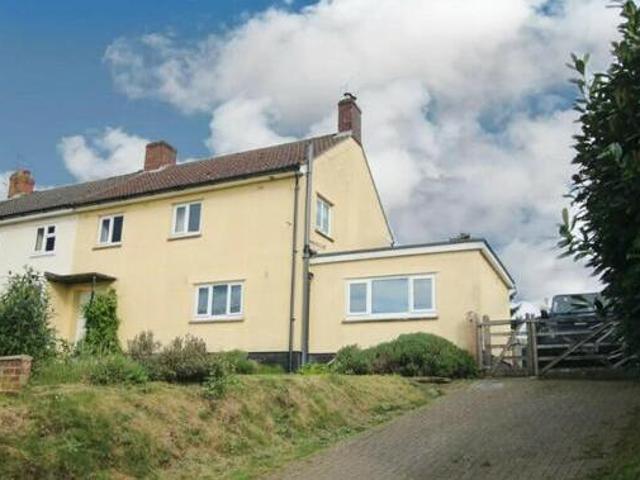 3 Bedroom Semi detached House For Sale In Ipswich, Suffolk
