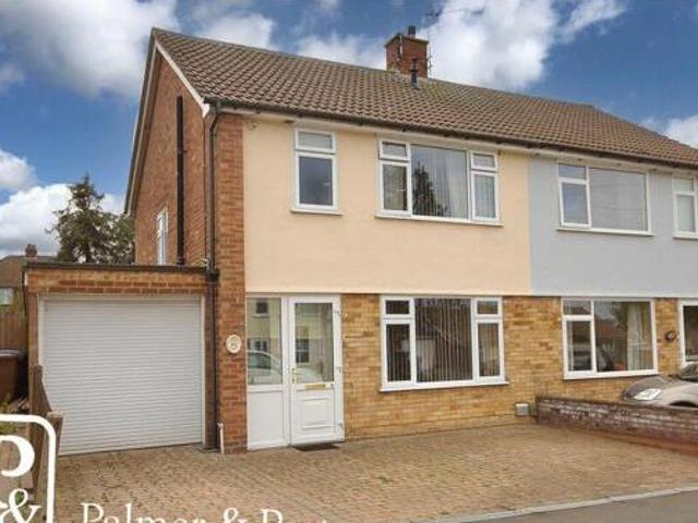 3 Bedroom Semi detached House For Sale In Ipswich, Suffolk