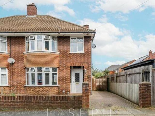 3 Bedroom Semi detached House For Sale In Ipswich