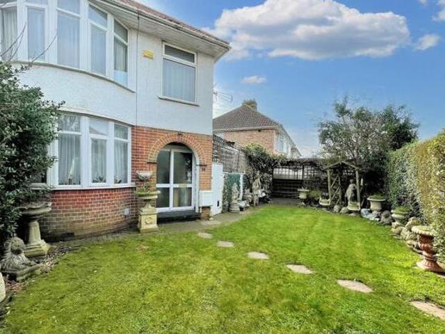 3 Bedroom Semi detached House For Sale In Ipswich