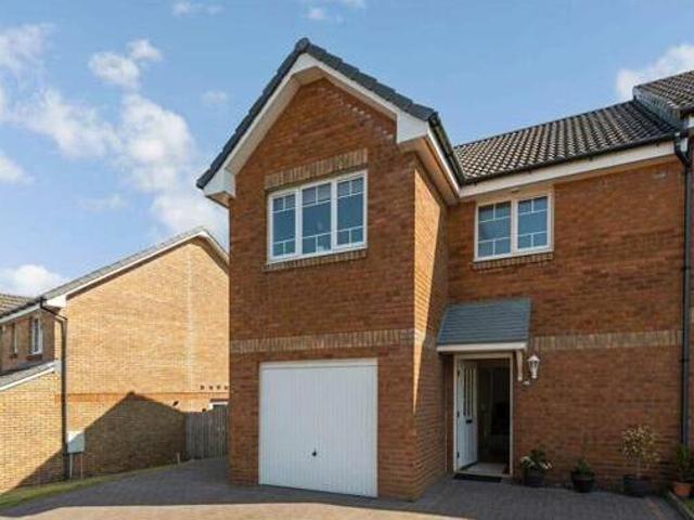 3 Bedroom Semi detached House For Sale In Jackton