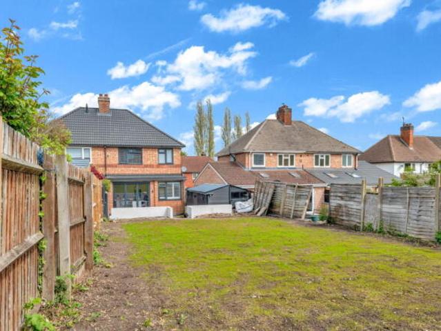 3 bedroom semi detached house for sale in Johnson Road, Birstall, LE4 3AS, LE4