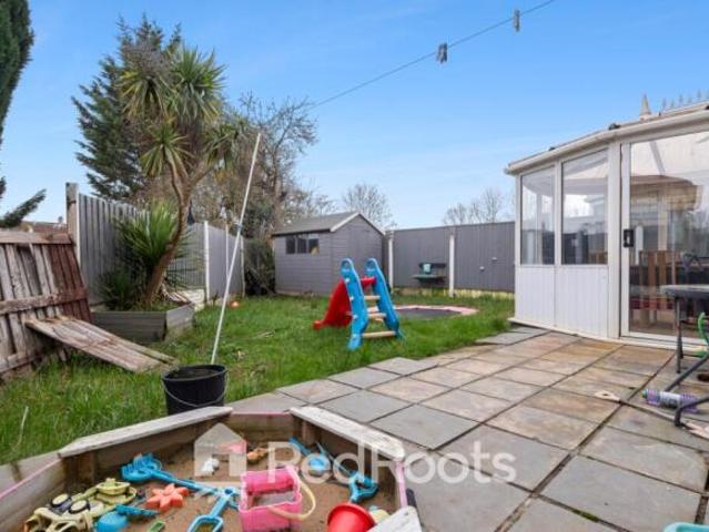 3 bedroom semi detached house for sale in Jossey Lane, Scawthorpe, Doncaster, DN5