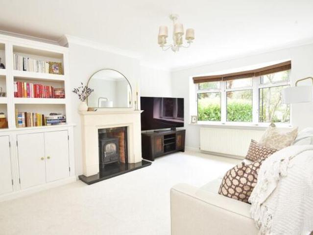 3 bedroom semi detached house for sale in Kent Bank, Harrogate, HG1