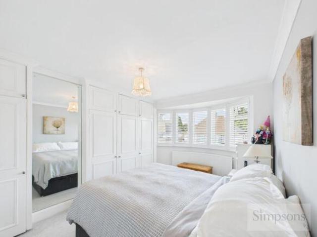 3 bedroom semi detached house for sale in Kenville Road, Kennington, OX1