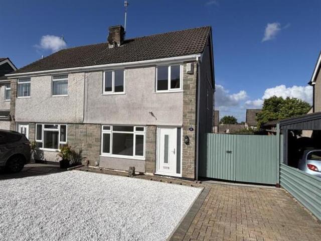 3 bedroom semi detached house for sale in Kencot Walk, Bristol, BS13