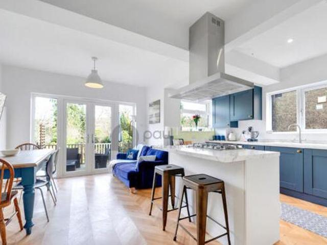 3 Bedroom Semi detached House For Sale In Kenley