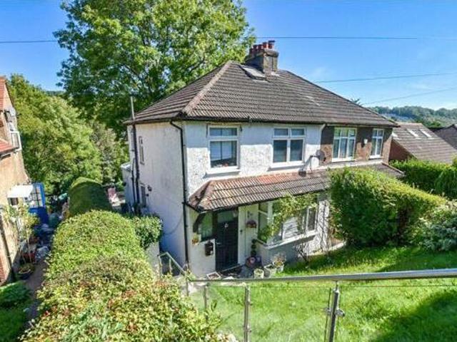 3 Bedroom Semi detached House For Sale In Kenley