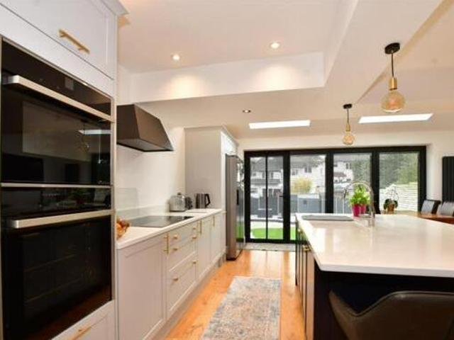 3 Bedroom Semi detached House For Sale In Kenley
