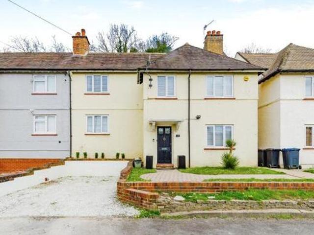 3 Bedroom Semi detached House For Sale In Kenley, Surrey