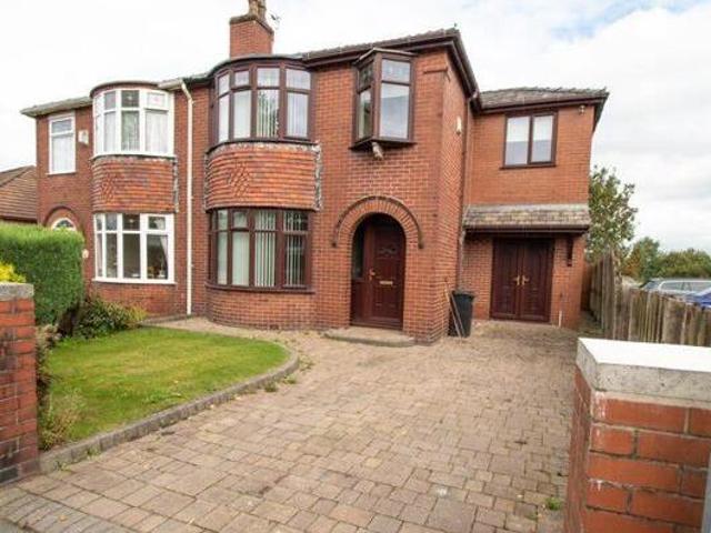 3 Bedroom Semi detached House For Sale In Kearsley, Bolton