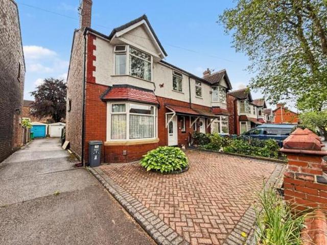 3 bedroom semi detached house for sale in Kearsley Road, Manchester, M8
