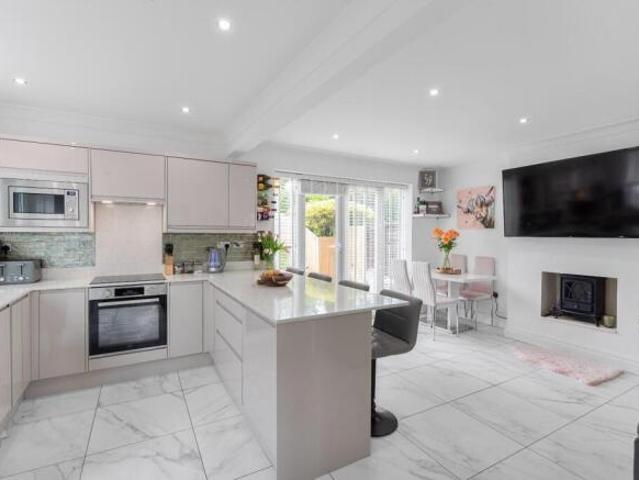 3 bedroom semi detached house for sale in Kedleston Road, Roundhay, Leeds, LS8