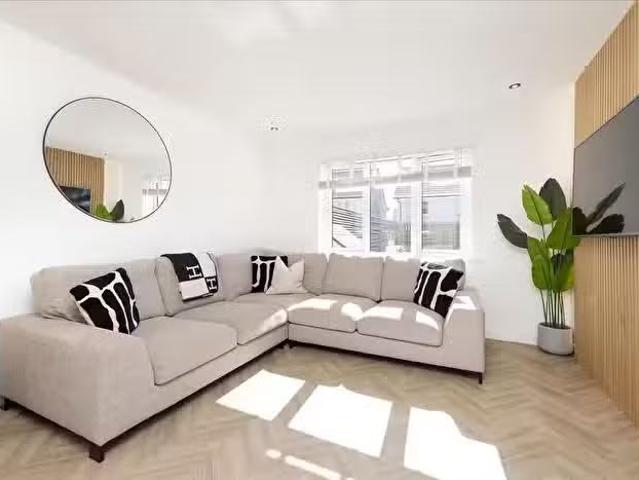 3 Bedroom Semi Detached House For Sale In Keggie Crescent, Edi.
