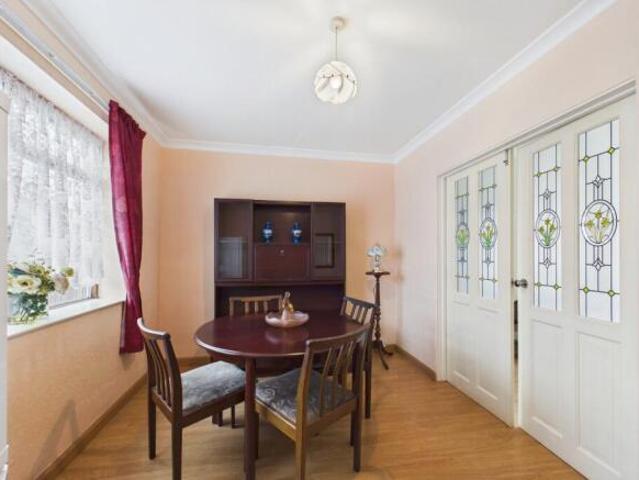 3 bedroom semi detached house for sale in Kelmscott Crescent, Leeds, West Yorkshire, LS15
