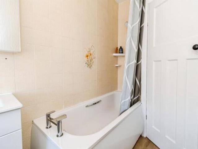 3 bedroom semi detached house for sale in King Georges Avenue, Southampton, SO15