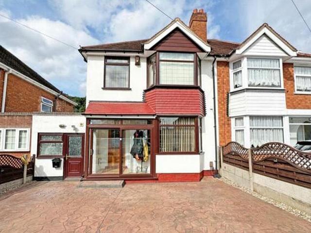 3 Bedroom Semi detached House For Sale In Kings Norton