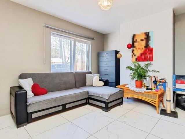 3 bedroom semi detached house for sale in Kingsley Road, Peterborough, PE1