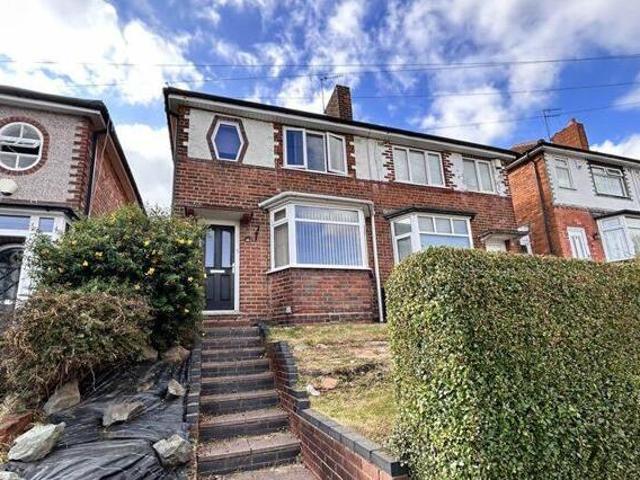 3 Bedroom Semi detached House For Sale In Kingstanding, Birmingham