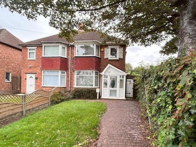 3 Bedroom Semi detached House For Sale In Kingstanding, Birmingham