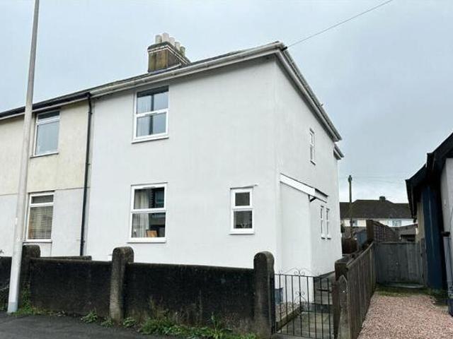 3 Bedroom Semi detached House For Sale In Kingsteignton, Newton Abbot
