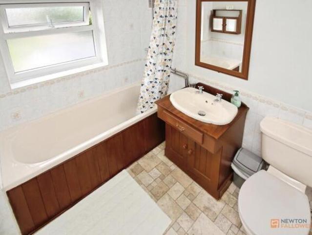 3 bedroom semi detached house for sale in Kingsway, Braunstone Town, LE3
