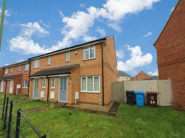 3 Bedroom Semi detached House For Sale In Kingswood