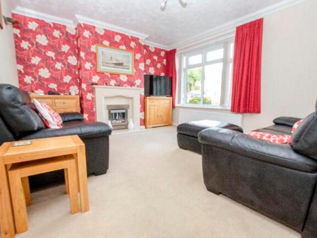 3 bedroom semi detached house for sale in Kinsbourne Way, Southampton, Hampshire, SO19