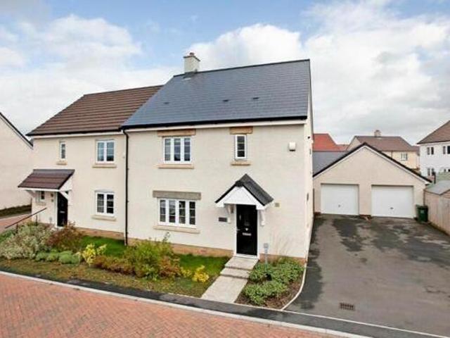 3 Bedroom Semi detached House For Sale In Killams Park, Taunton