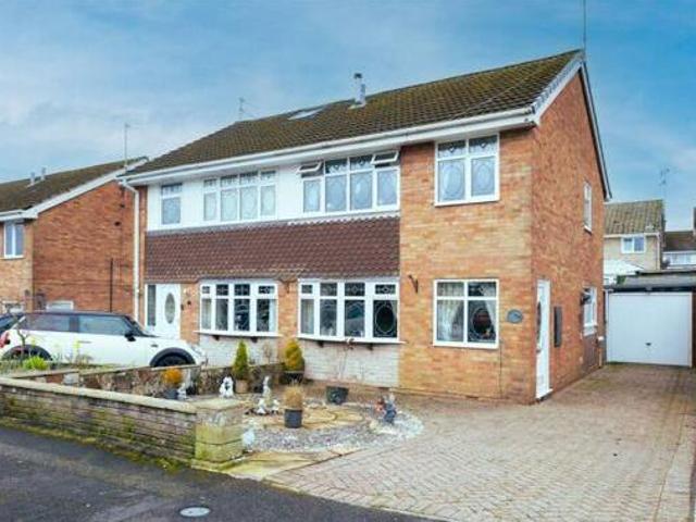 3 Bedroom Semi detached House For Sale In Knypersley