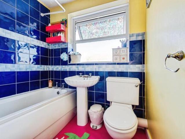 3 bedroom semi detached house for sale in Langdale Drive, Freshbrook, Swindon, SN5
