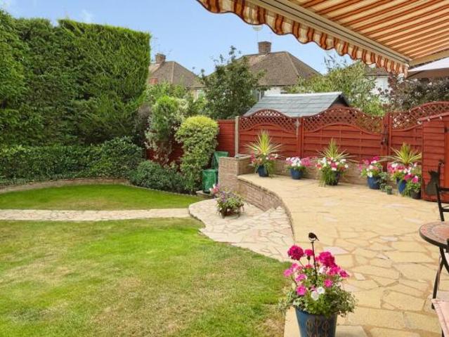 3 bedroom semi detached house for sale in Lansdowne Close, Watford, Hertfordshire, WD25