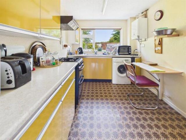 3 bedroom semi detached house for sale in Laburnum Road, Gloucester, GL1