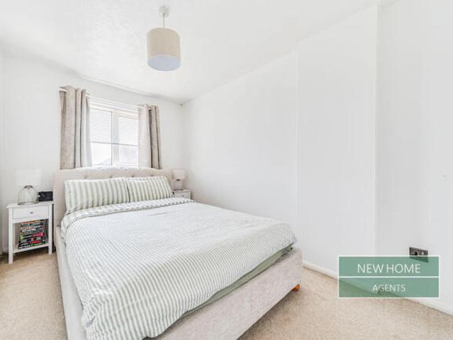 3 bedroom semi detached house for sale in Laundon Close, Groby, Leicester, LE6 0YZ, LE6